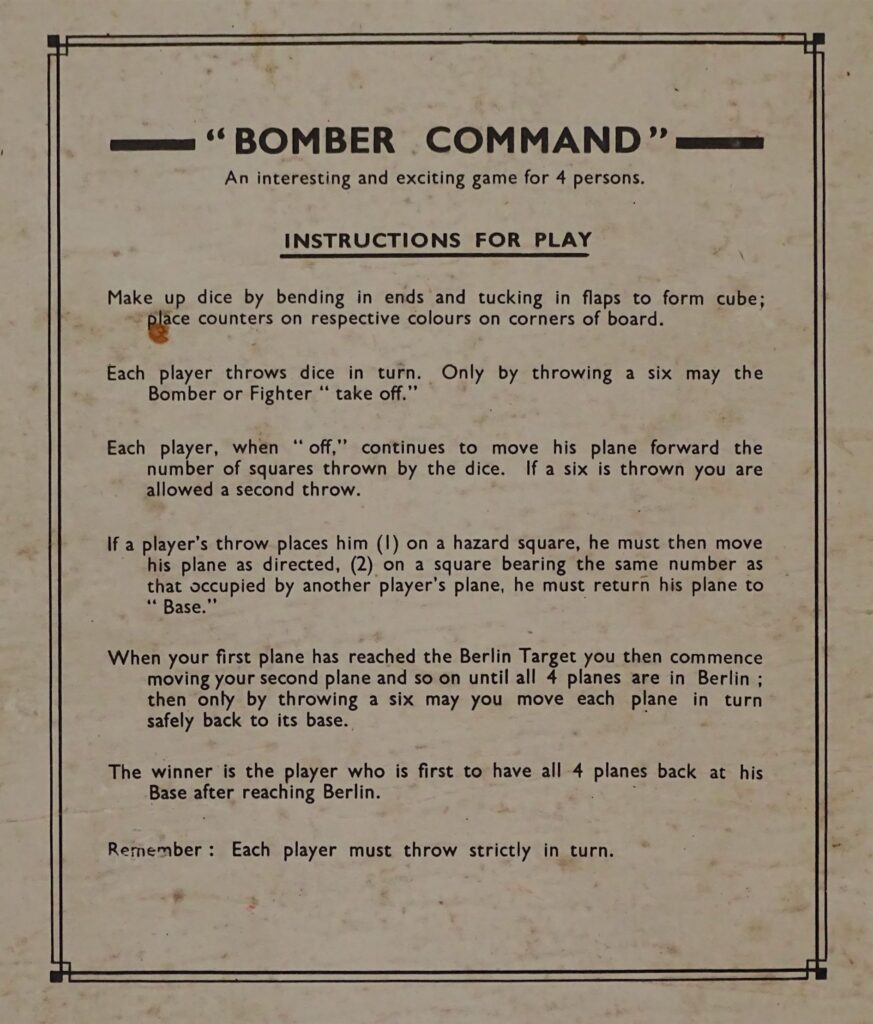 1940's WWII Bomber Command Game, England - tomsk3000