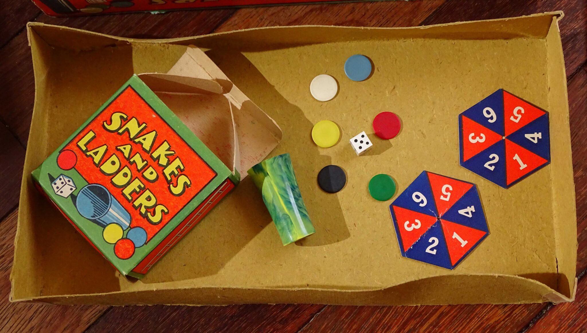 1940's Snakes and Ladders Game by UPL, London - tomsk3000