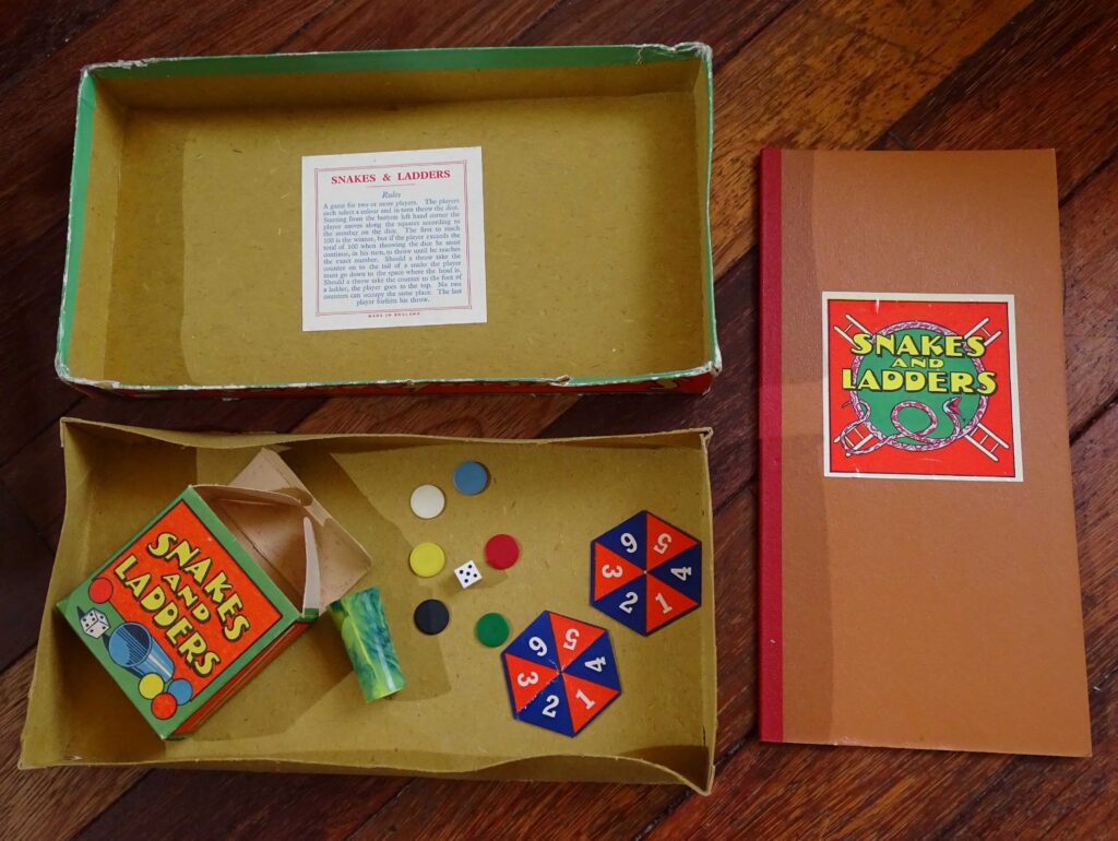 1940's Snakes and Ladders Game by UPL, London - tomsk3000